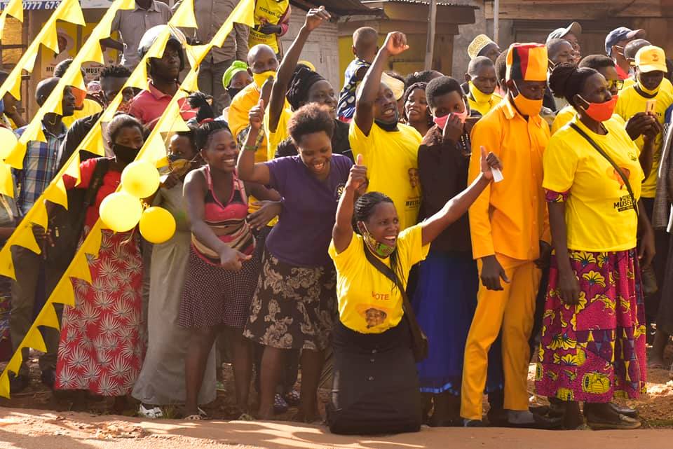 Museveni Shakes Mityana District – DAILY PRESS UGANDA